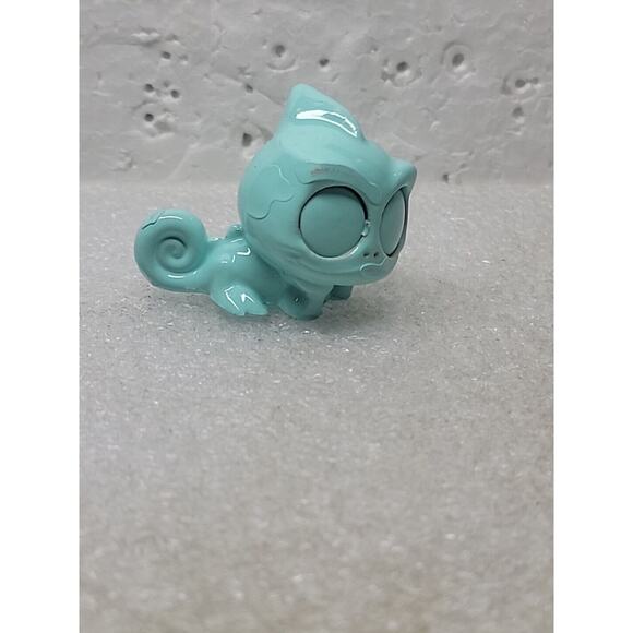 Disney | Toys | Disney Doorables Series 7 Color Reveal Pascal From ...